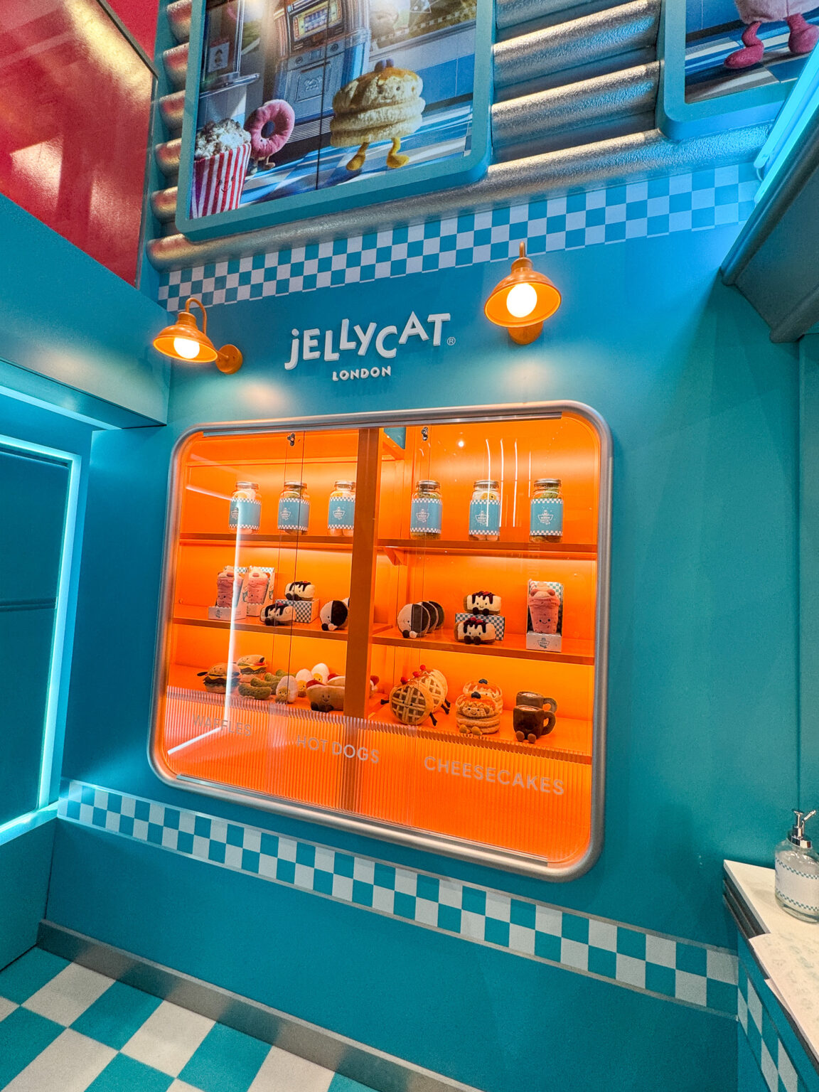 Your Guide to the Jellycat Diner NYC - Terrifically Toni